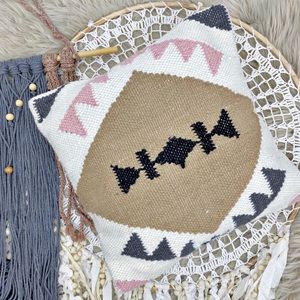 Merchant 41 | Poshmark